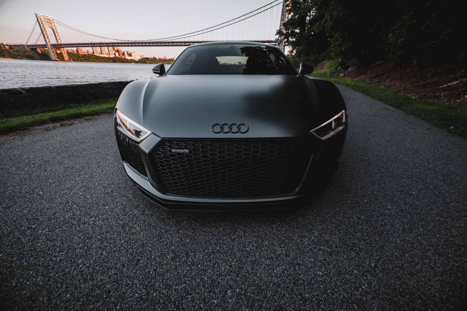 Matte Daytona Grey R8 V10 Plus - Mode Carbon