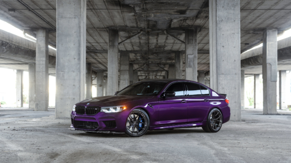 Twilight Purple F90 M5 Competition - Mode Carbon